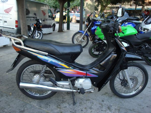 Honda astrea supra 100cc year 1999 | AVsite