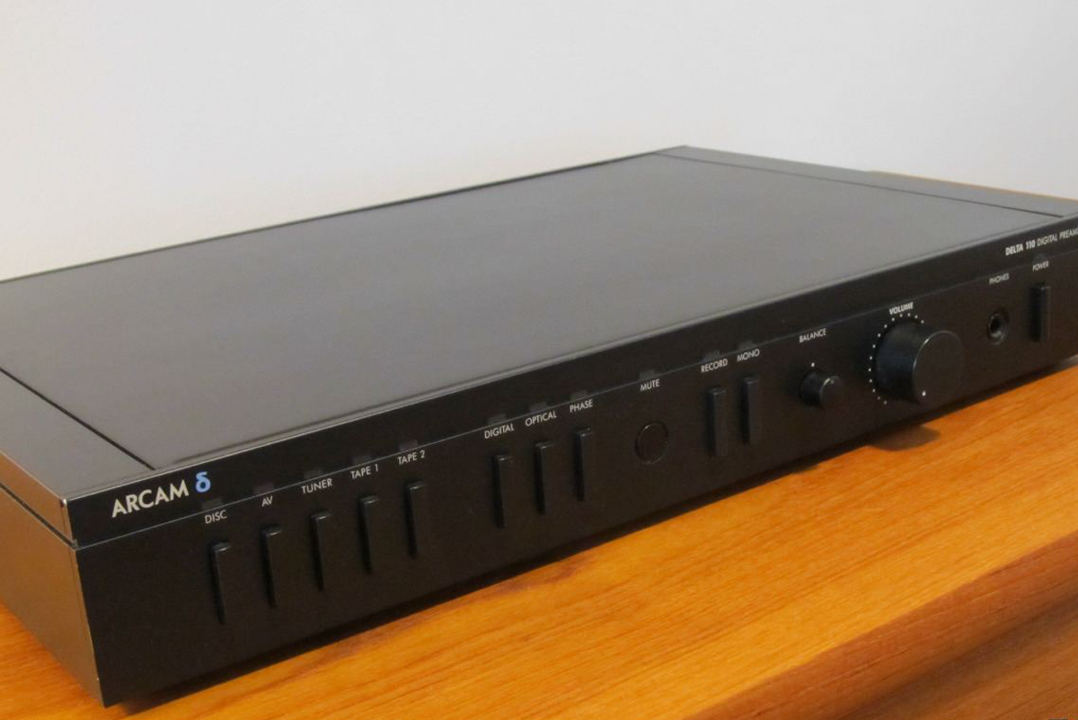 Προενισχυτής ARCAM Delta 110 με MM/MC Phono | AVsite