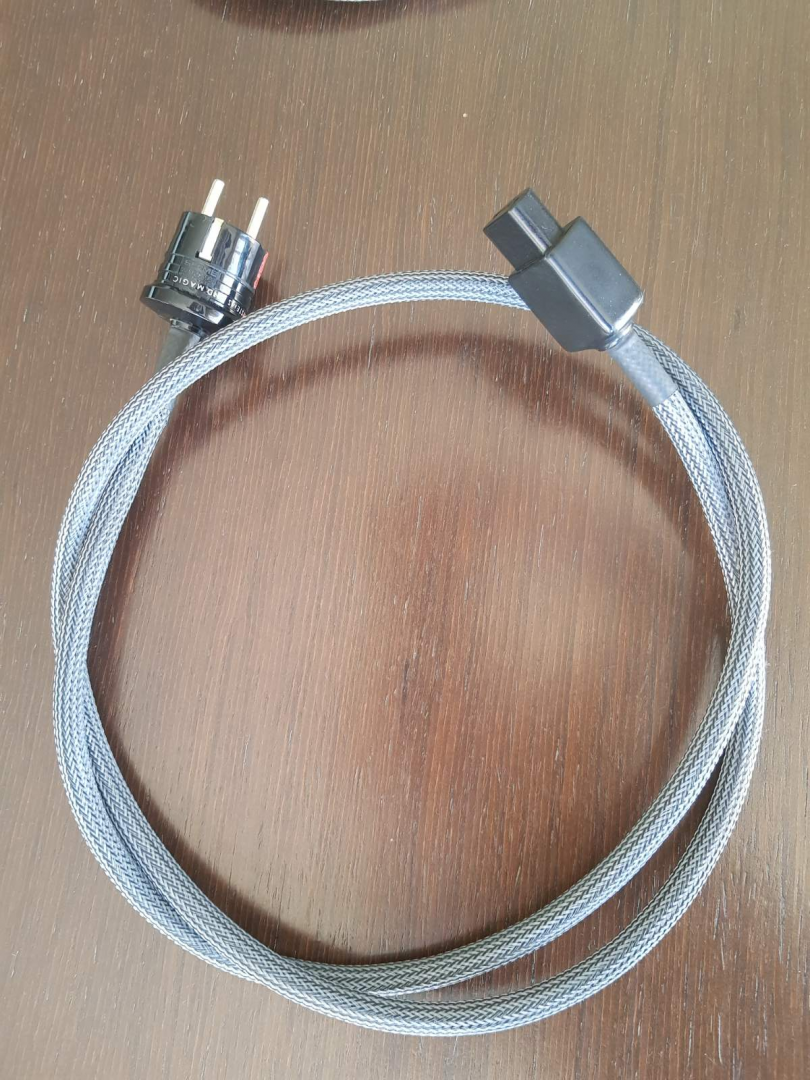 Systems and Magic BlackWire Power cable | AVsite